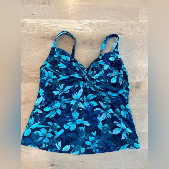 Lands' End | Swim | Lands End Blue And Teal Supportive Tankini Top 6w ...